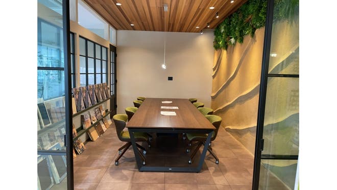 <MANIKA一宮SR 半個室>8名収容💺光回線Wi-Fi📶会議/打ち合わせ/テレワーク/勉強会/面談の写真3