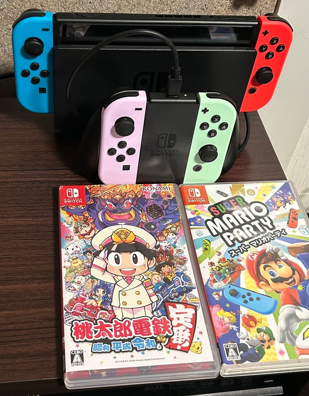 Nintendo Switch＋ソフト(桃鉄、マリオパーティ)の画像1