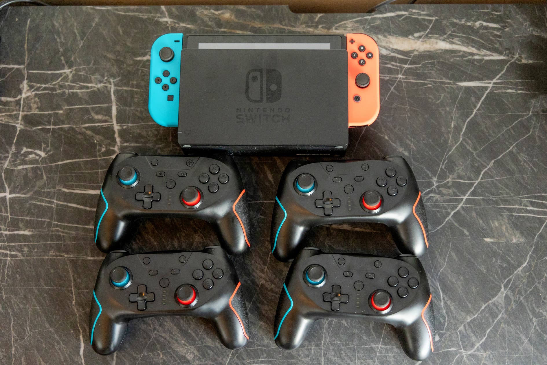 🎮最新大人気ゲーム機🎮	の画像1