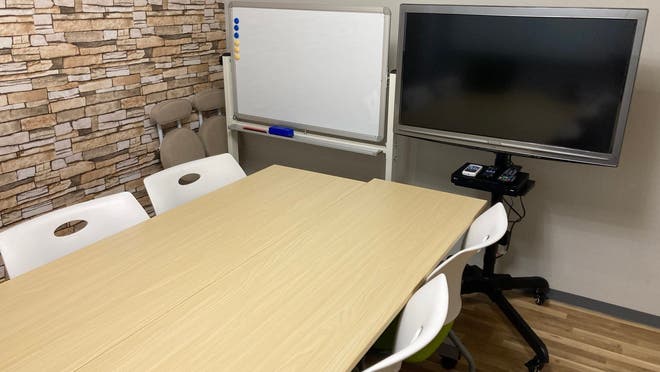 布施駅スグの貸し会議室 布施足代北レンタルスペース -打合せ・会議・面接・撮影・ワークショップ・カウンセリング--の写真3