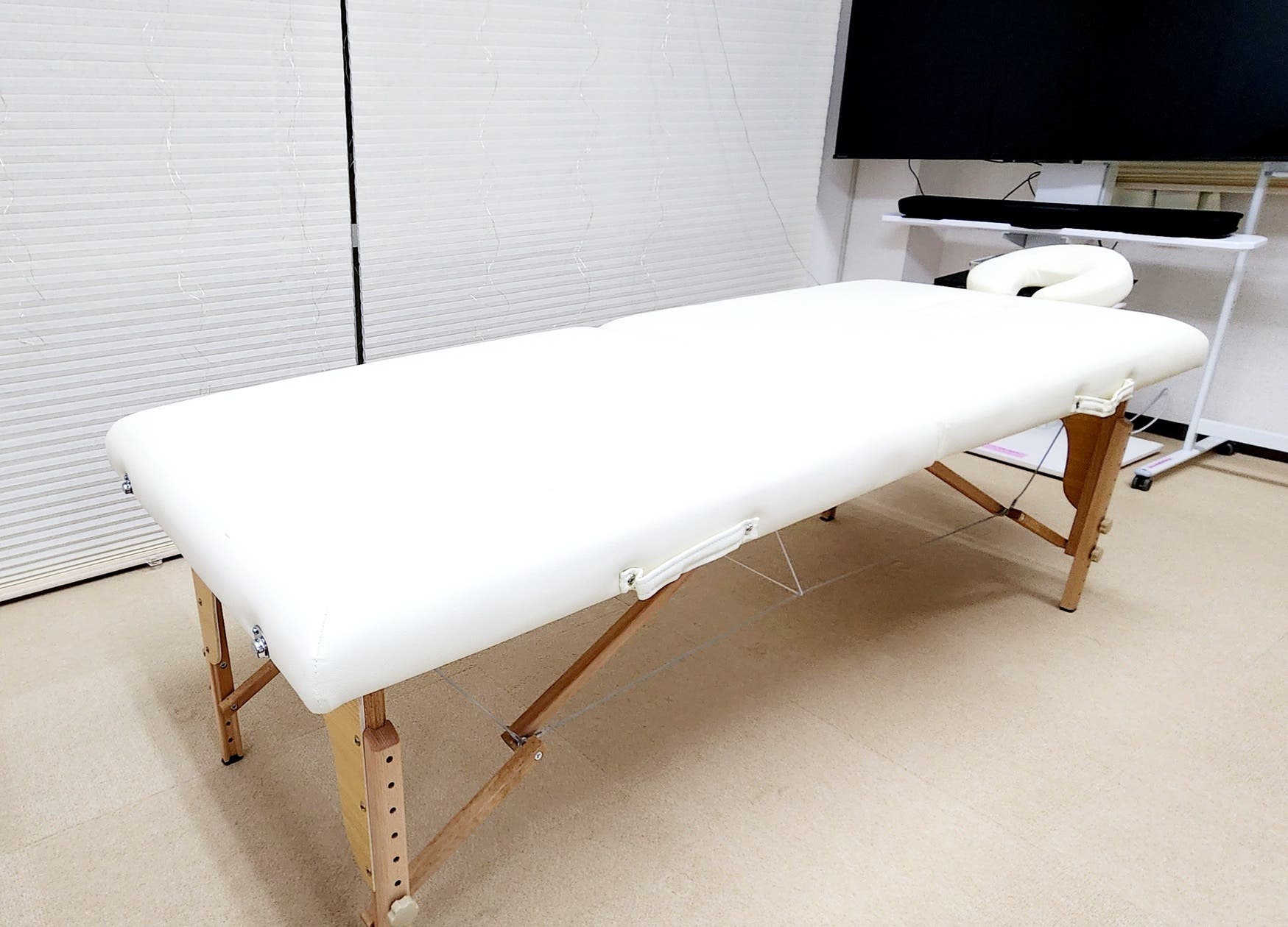 草加駅東口から徒歩3分/24時まで使える/お部屋タイプの小さな会議室/Wifi/web面談/女子会/推し活/ボードゲームの写真20