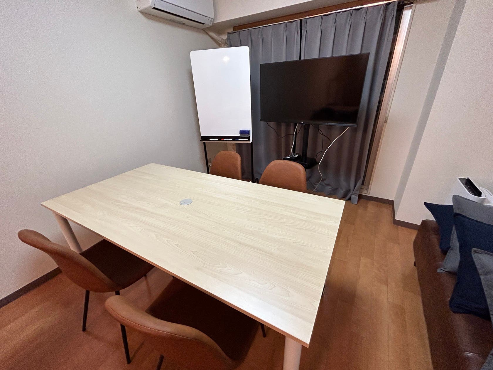 【横浜駅4分‍🚶】‍会議・打ち合わせ・撮影・配信💻小規模パーティにも👌Reach横浜の写真7