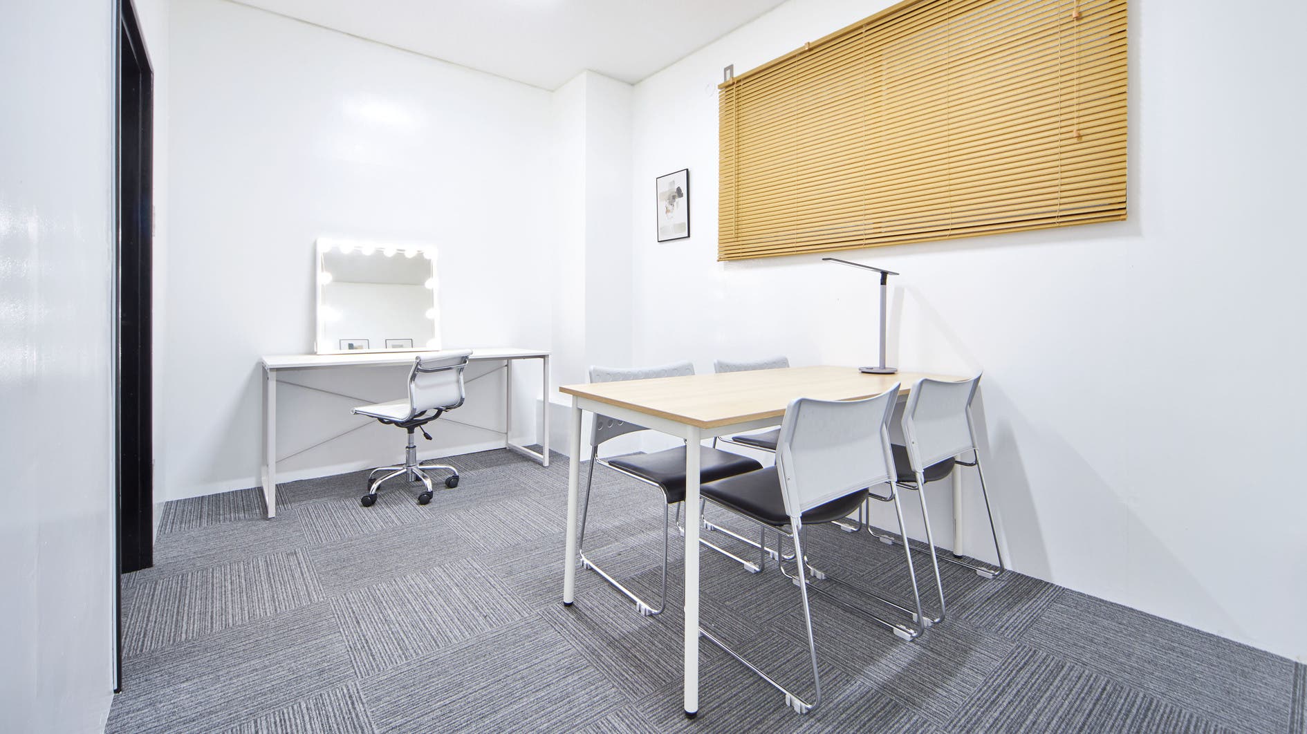 本格写真撮影スタジオ1st 📸商品広告配信動画映像キッチンメイクルーム有女子会パーティ会議椅子机モデル撮影コスプレ展示演劇発表会の写真3