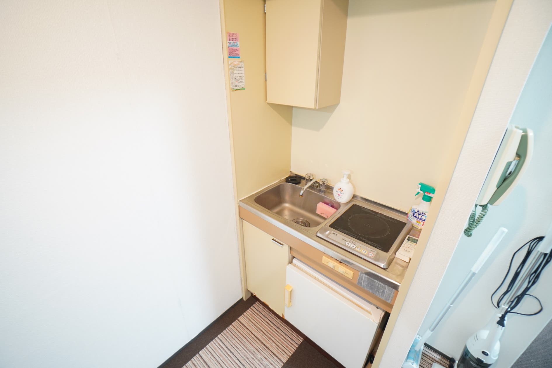 ＜大岡山会議室＞完全個室✨高速光回線Wi-Fi📶大型モニター兼スマートテレビ📺会議/商談/テレワークの写真12