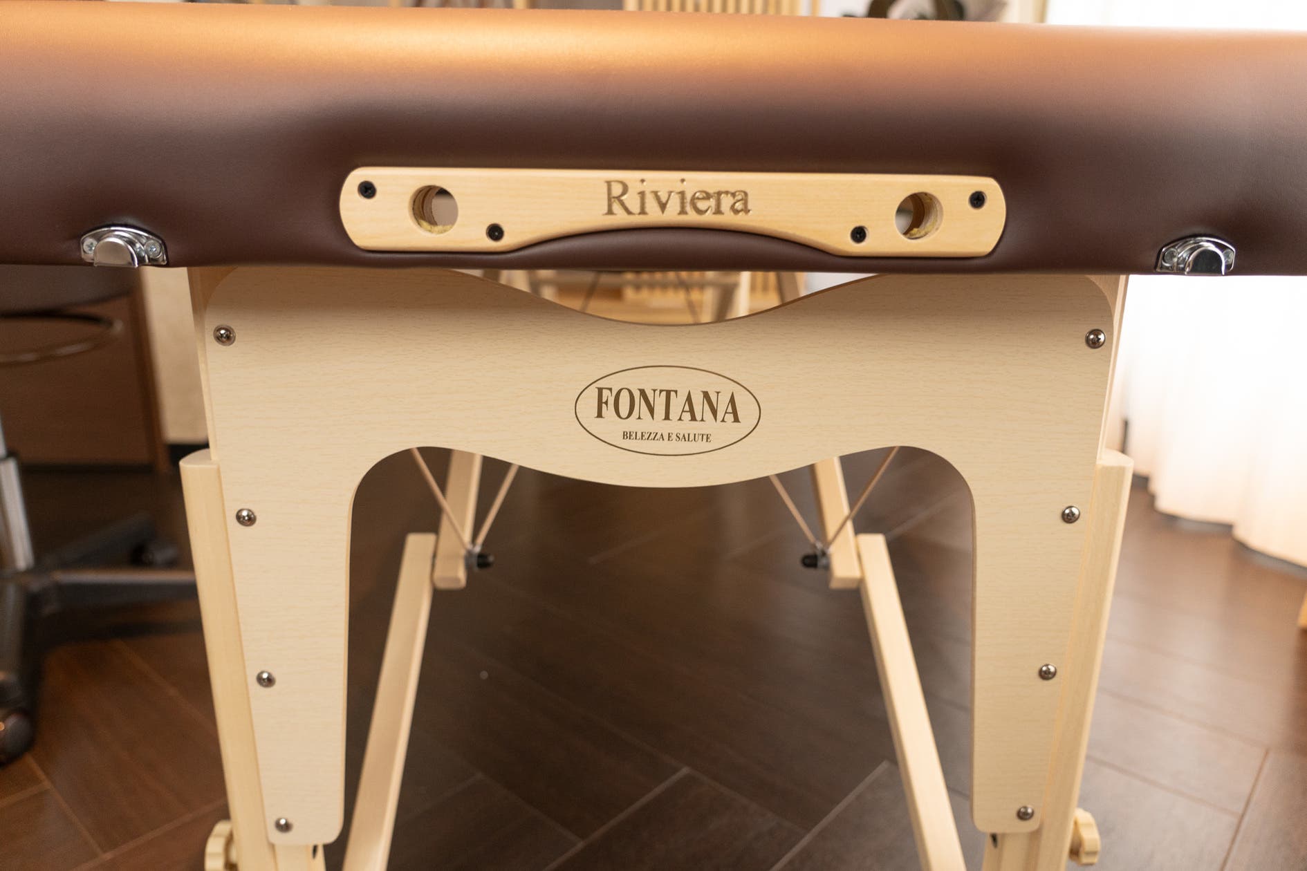 【銀座エリアで破格】東銀座5分・新富町1分・築地駅6分の好立地✨ラグジュアリーな隠れ家サロン/無料の備品充実でコスパ◎の写真5