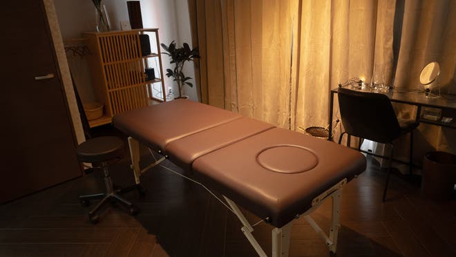 【銀座エリアで破格】東銀座5分・新富町1分・築地駅6分の好立地✨ラグジュアリーな隠れ家サロン/無料の備品充実でコスパ◎の写真4