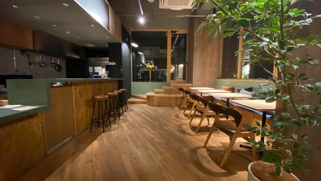 【高円寺駅8分レンタルスペース】セミナー/レッスン/会議/スチール撮影などクローズドイベントにも最適な白を基調とした空間。の写真6