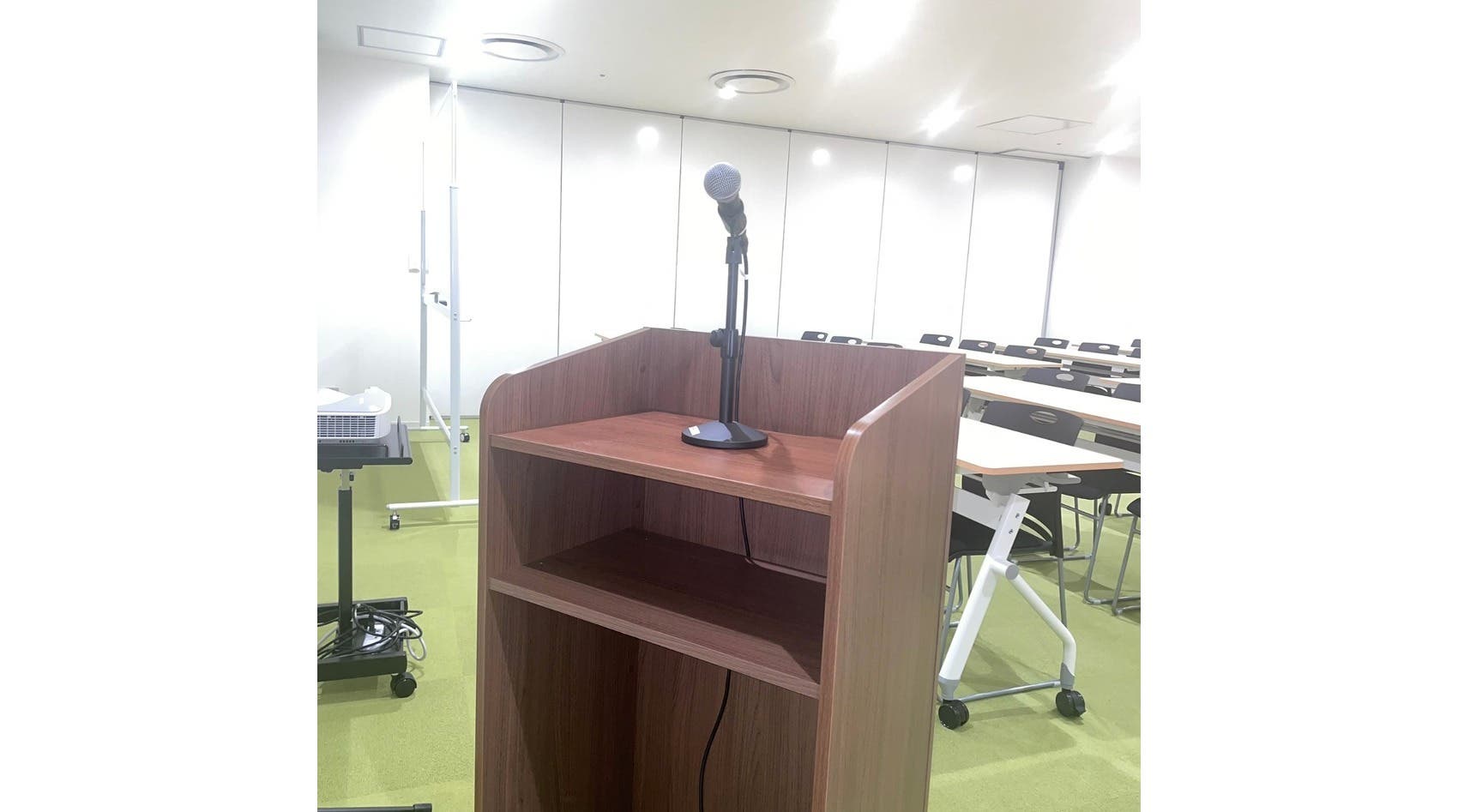 マイクスタンド（演台用）の画像1