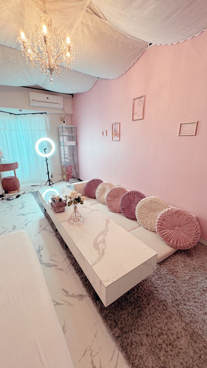 栄駅5分❣️ゴミ捨て無料⭐️SNS映え🌙ごろごろマットレス🛋撮影会💓推し活🎀女子会🤍の写真5