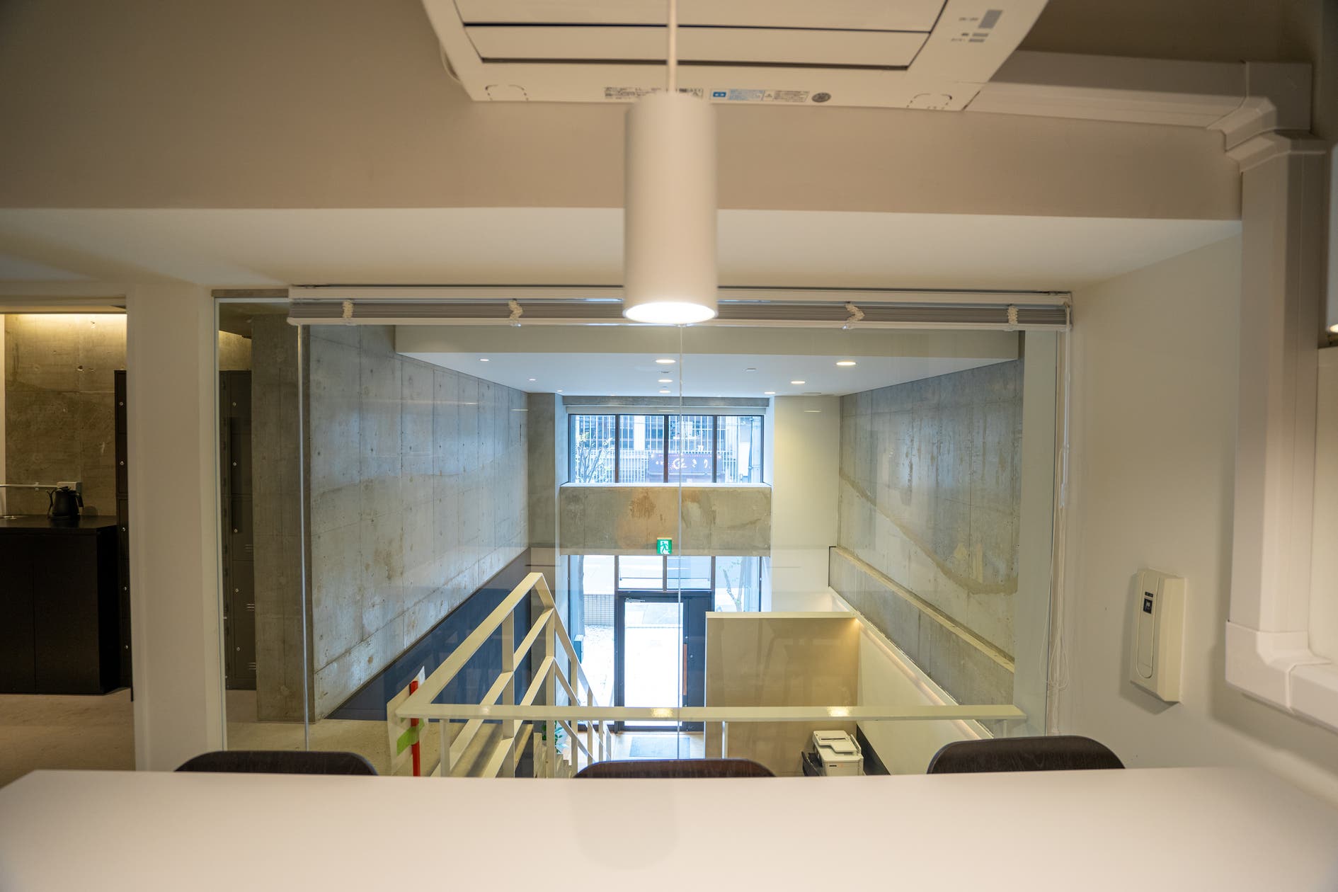 新規オープン✨【四ツ橋駅4分】ビジネスユースに最適◎スタイリッシュな個室会議室 ⭐️高速WiFiの写真5