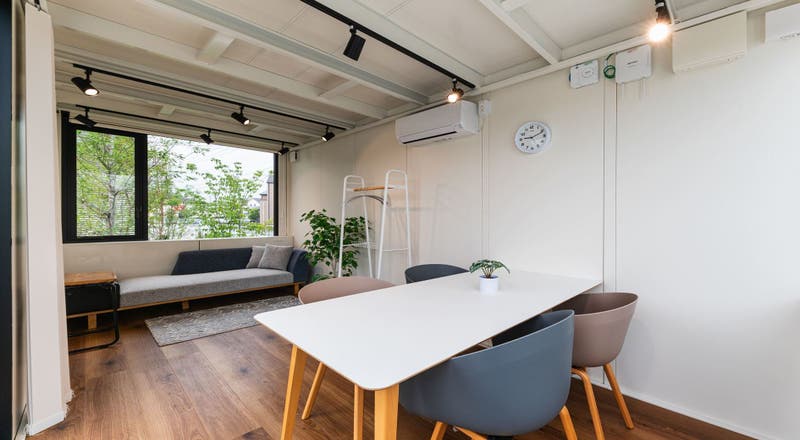 【Living1】✨U-SPACE山梨店✨リビングをイメージしたちょっとした集まりに最適のスペースです♪Wi-Fi/甲斐市