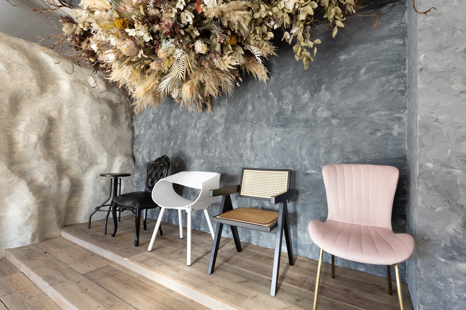 満月のグラデーションと超大型ドライフラワー造形｜一日中自然光が降り注ぐ本格撮影スタジオ｜大型バルコニー有の写真18