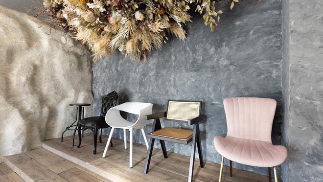 満月のグラデーションと超大型ドライフラワー造形|一日中自然光が降り注ぐ本格撮影スタジオ|大型バルコニー有の写真18