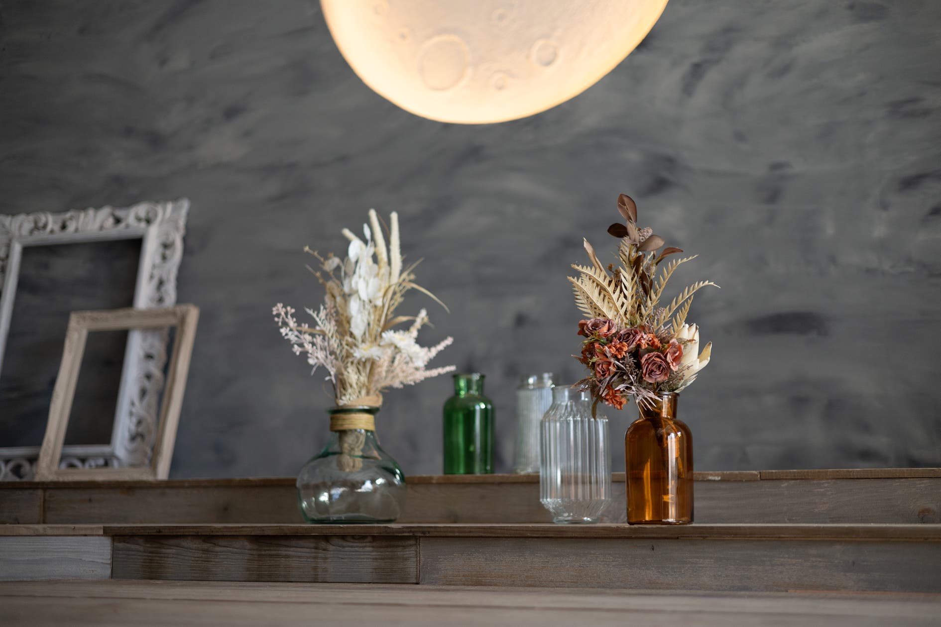 満月のグラデーションと超大型ドライフラワー造形｜一日中自然光が降り注ぐ本格撮影スタジオ｜大型バルコニー有の写真22