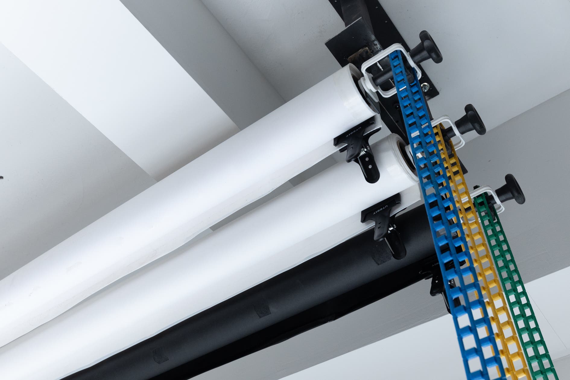 満月のグラデーションと超大型ドライフラワー造形｜一日中自然光が降り注ぐ本格撮影スタジオ｜大型バルコニー有の写真25