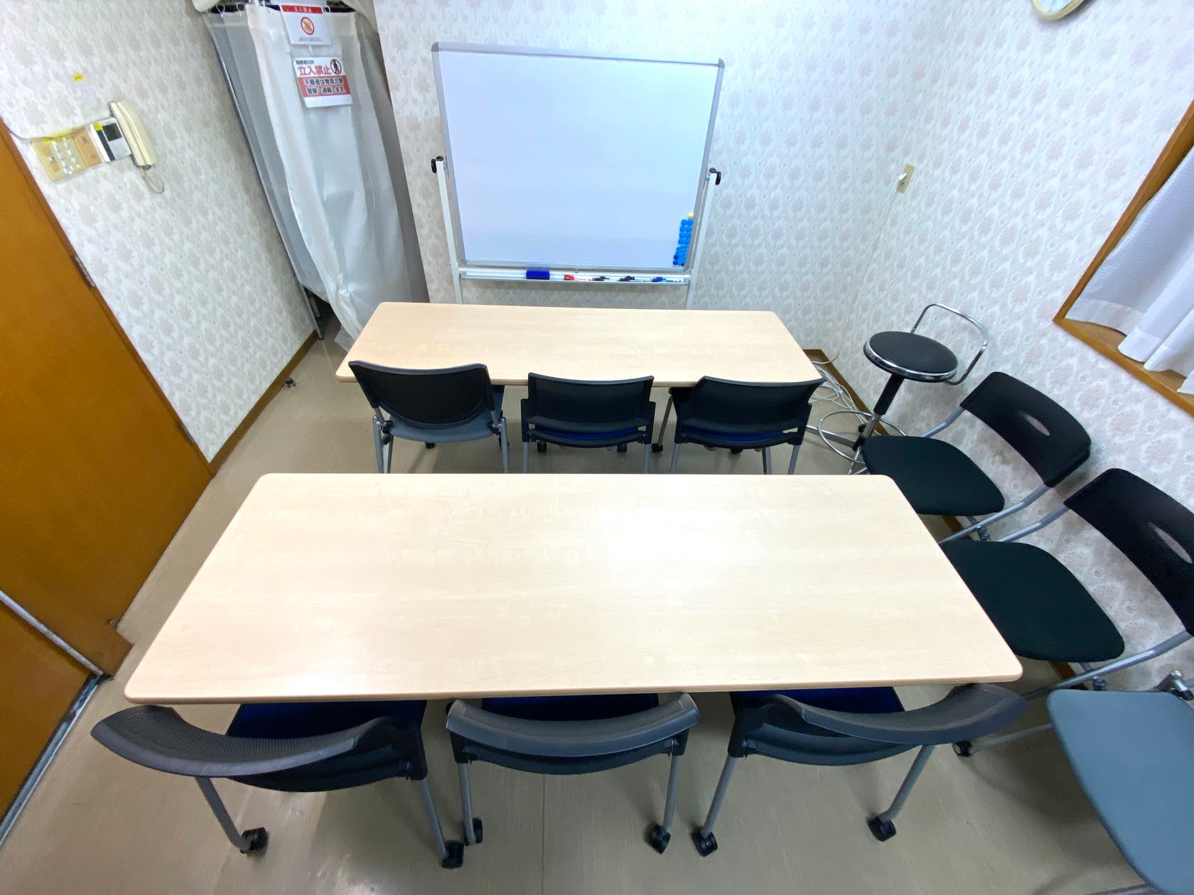 ＜高円寺会議室とロビーラウンジ＞2室利用可⭕️Wi-Fi📶セミナー/ボードゲーム/在宅W/ランチ女子会/撮影/ズーム面談の写真8