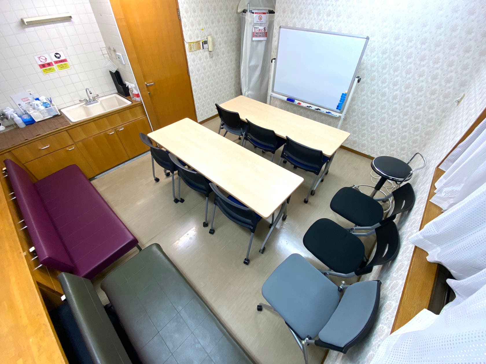 ＜高円寺会議室とロビーラウンジ＞2室利用可⭕️Wi-Fi📶セミナー/ボードゲーム/在宅W/ランチ女子会/撮影/ズーム面談の写真10