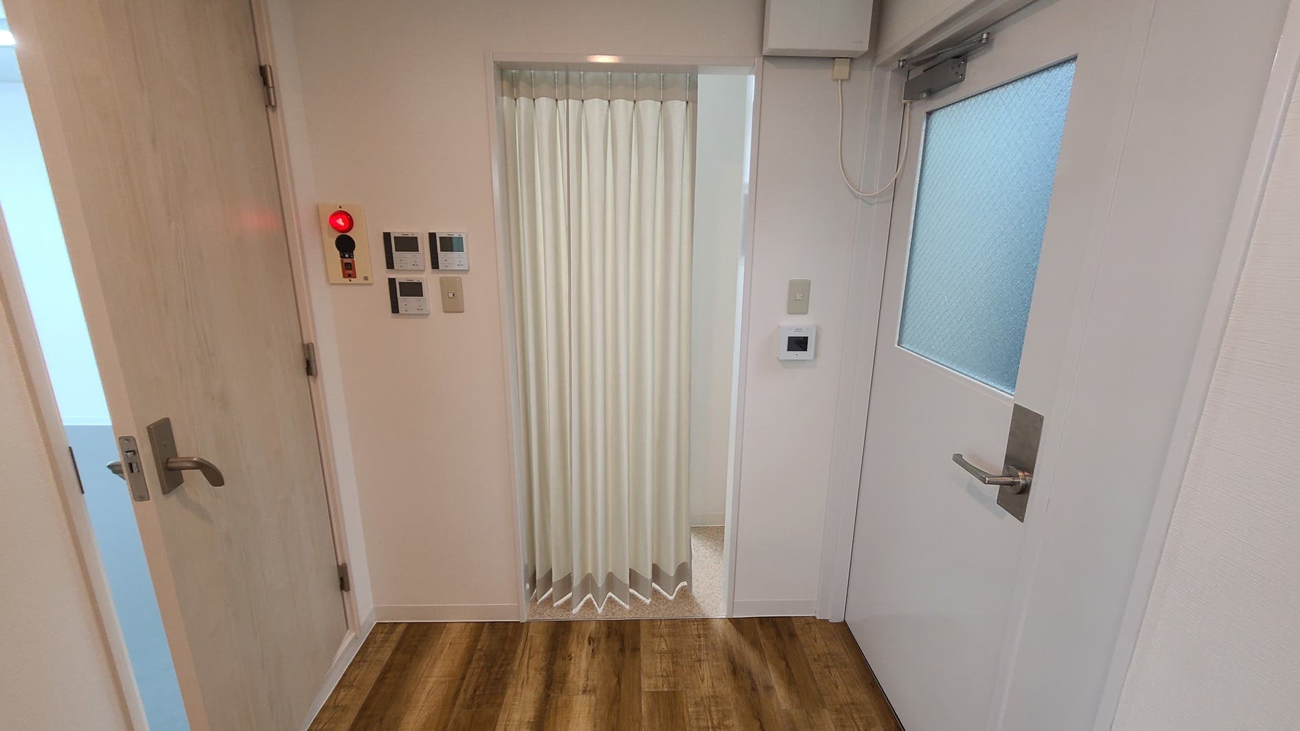 南浦和徒歩1分/フラメンコ・タップダンス向け【コンパネ貸出】の写真5