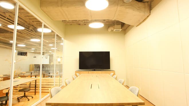 【assemble長岡会議室△サンカク】1名~最大定員8名◆長岡駅徒歩6分!提携有料駐車場有!商談、打合せ、WEB会議他利用可!の写真3