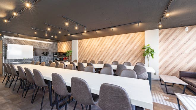 【ベストホスト賞受賞】秋葉原駅4分/着席40名/120㌅プロジェクタ/男女別トイレ/利用後清掃おまかせ可/パーティ/セミナーの写真2