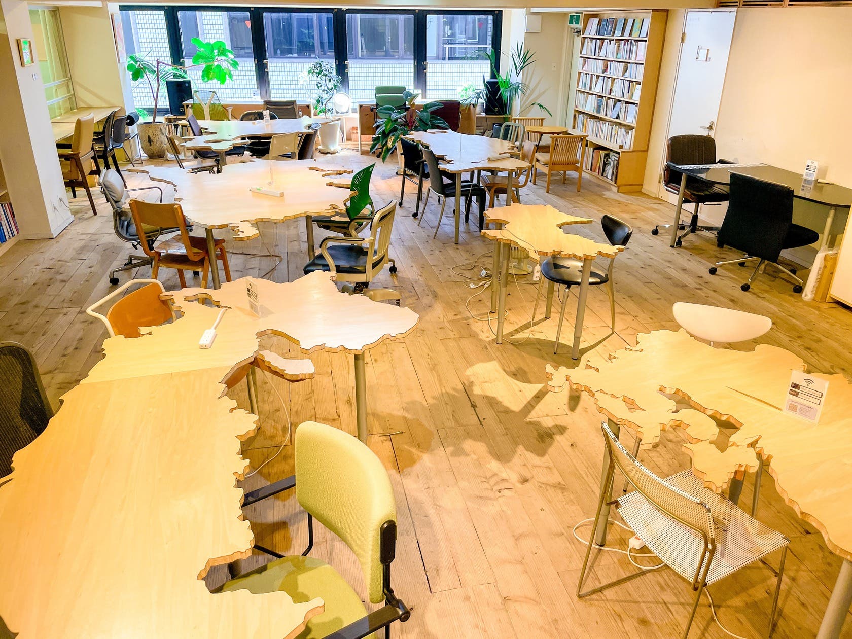 【JR新宿徒歩6分】日本列島型のテーブルがあるスペースでイベントや会議を！の写真3