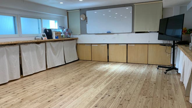 木の香りのお部屋♪少人数の会議、セミナー、レッスン、ママ会に!wi-fi無料#住吉駅徒歩3分の写真3