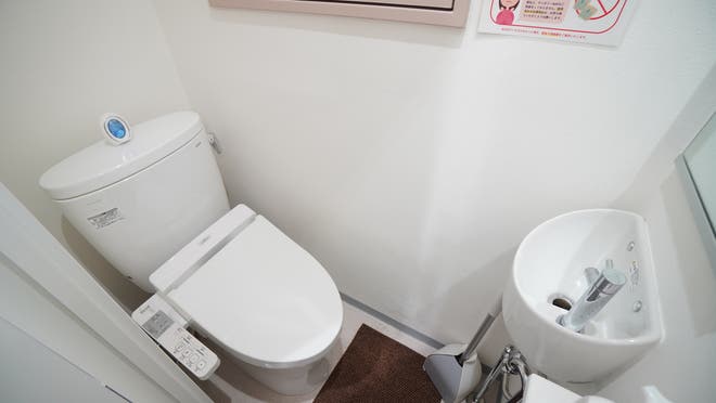 <ビズボ五反田東口No.5>【換気ファン付完全個室】浅草線徒歩1分・JR徒歩3分🚃光回線Wi-Fi📶電源🔌テレワークの写真9