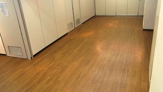 シブヤ・ネクサス 303+304【渋谷駅徒歩3分!スクール30名・ロの字24名利用可能な会議室】の写真3