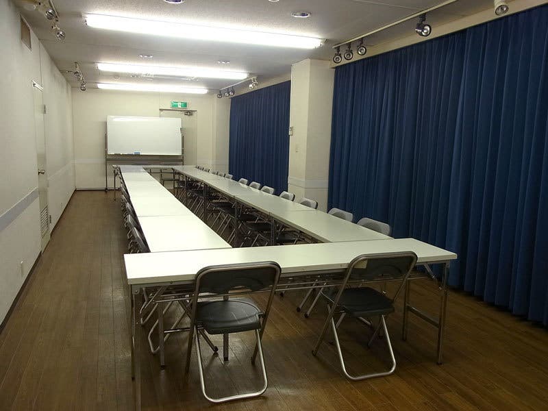 シブヤ・ネクサス SPACE-700【渋谷駅徒歩3分！スクール40名・ロの字30名利用可能な会議室】の写真3