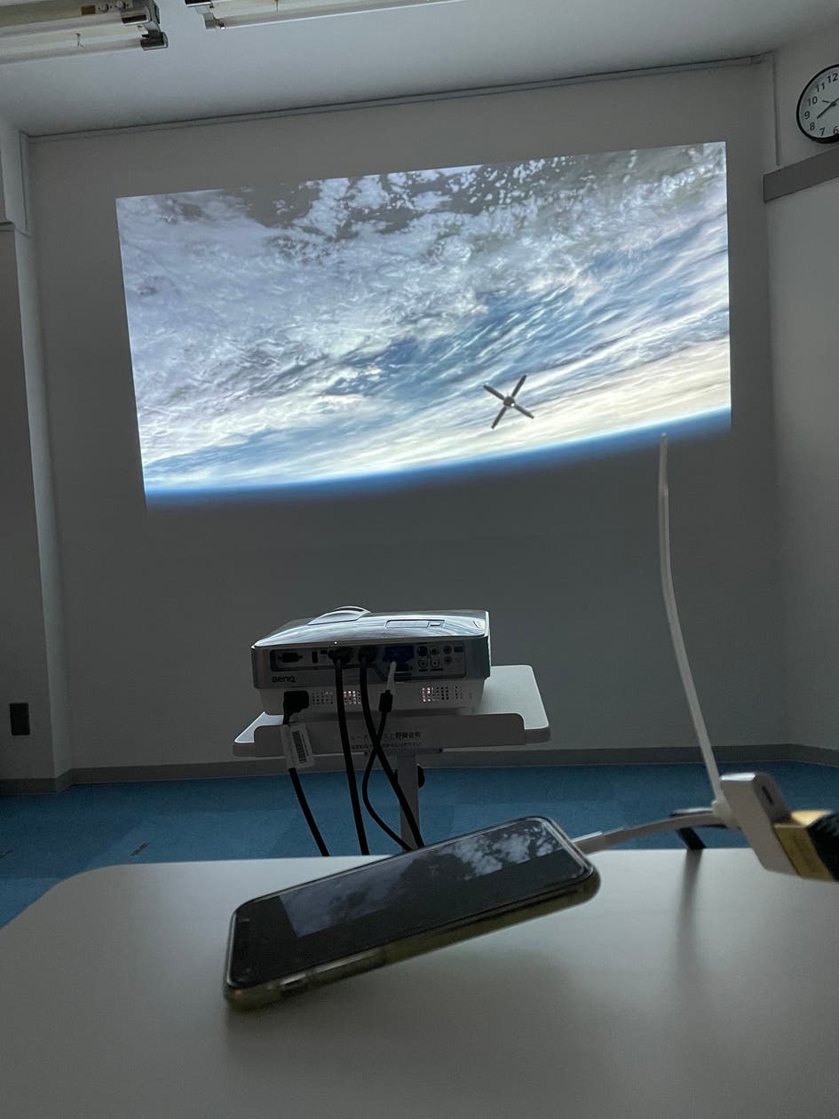 プロジェクター　500円の画像1