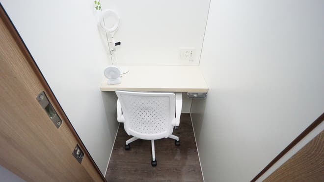 <ビズボ名駅桜通口No.3>【換気ファン付完全個室】名古屋駅7番出口徒歩1分🚃Wi-Fi📶電源🔌テレワーク/ZOOMの写真3