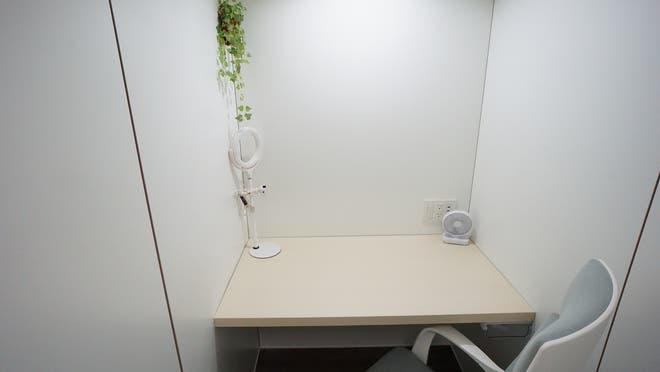 <ビズボ名駅桜通口No.6>【換気ファン付完全個室】名古屋駅7番出口徒歩1分🚃Wi-Fi📶電源🔌テレワーク/ZOOMの写真3