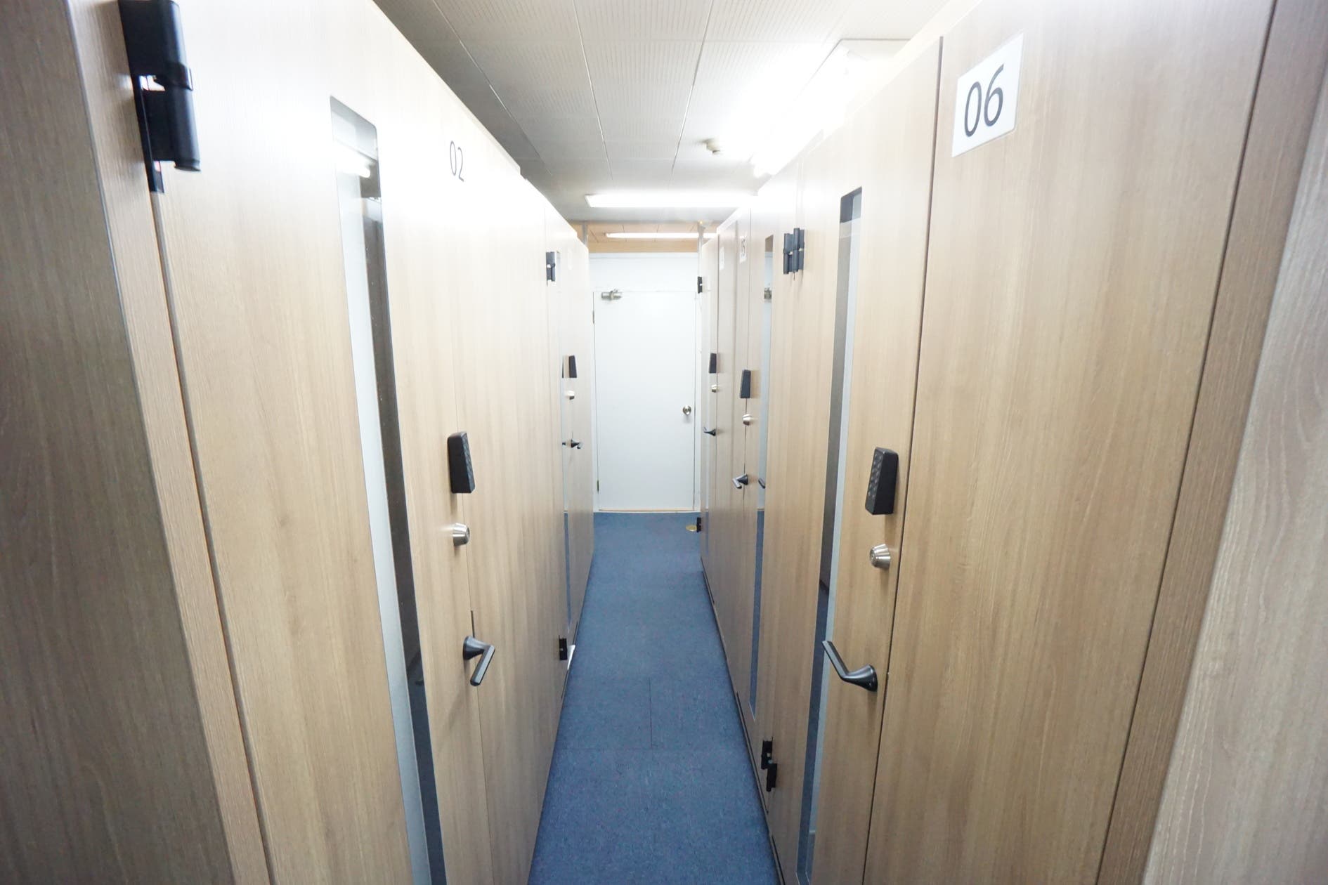 ＜ビズボ名駅桜通口No.2＞【換気ファン付完全個室】名古屋駅7番出口徒歩1分🚃Wi-Fi📶電源🔌テレワーク/ZOOMの写真7