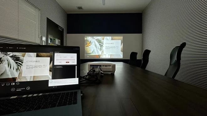 川口駅徒歩8分の会議室、コワーキングスペース運営でカフェやジムも併設していますの写真4