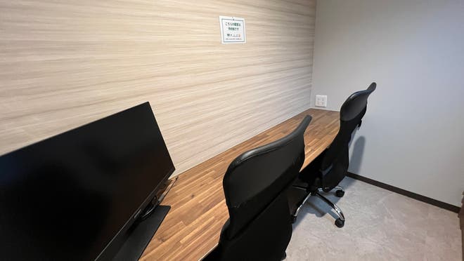 【2名用完全個室/1時間1,320円】赤坂見附駅から徒歩20秒!<ブース11>の写真2