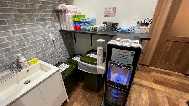 【1名用完全個室/1時間440円】赤坂見附駅から徒歩20秒!<ブース18>の写真7