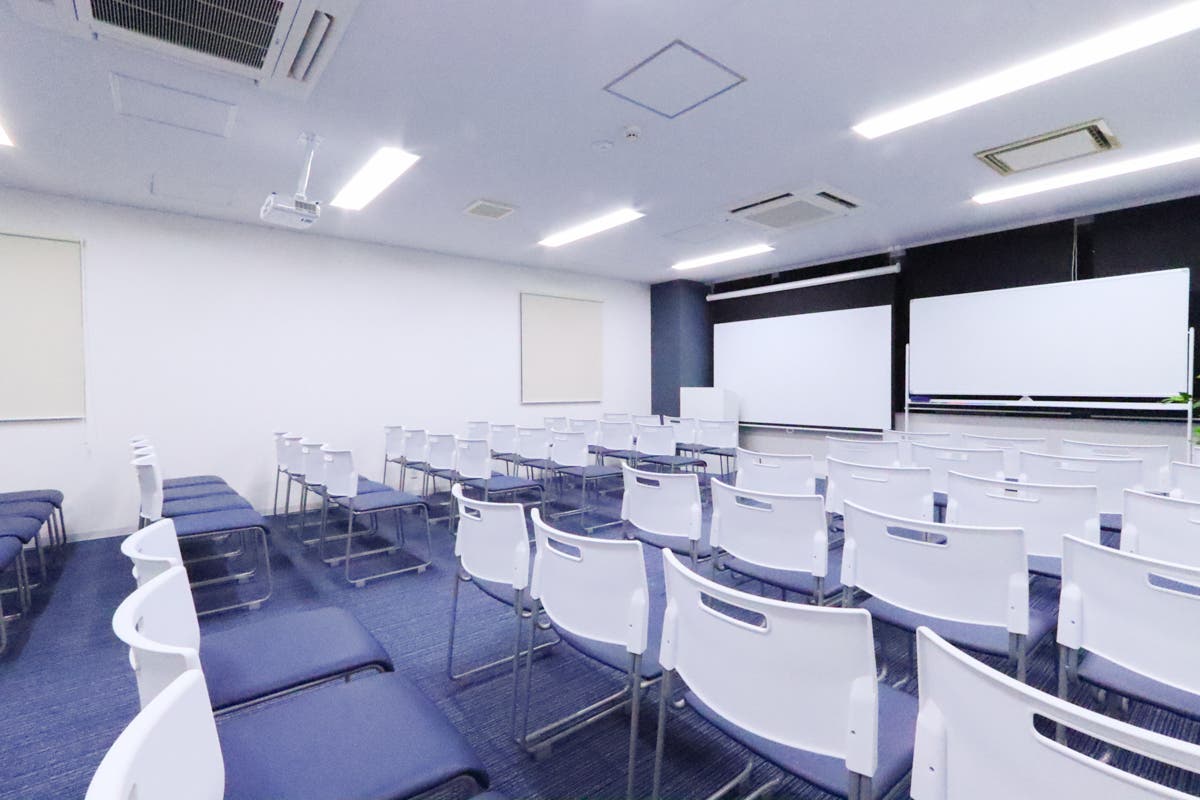 【JR浜松町駅出口徒歩43秒！大門駅徒歩25秒！56名利用可！】プロジェクター・WiFi無料！ふれあい貸し会議室 浜松町No97の写真18