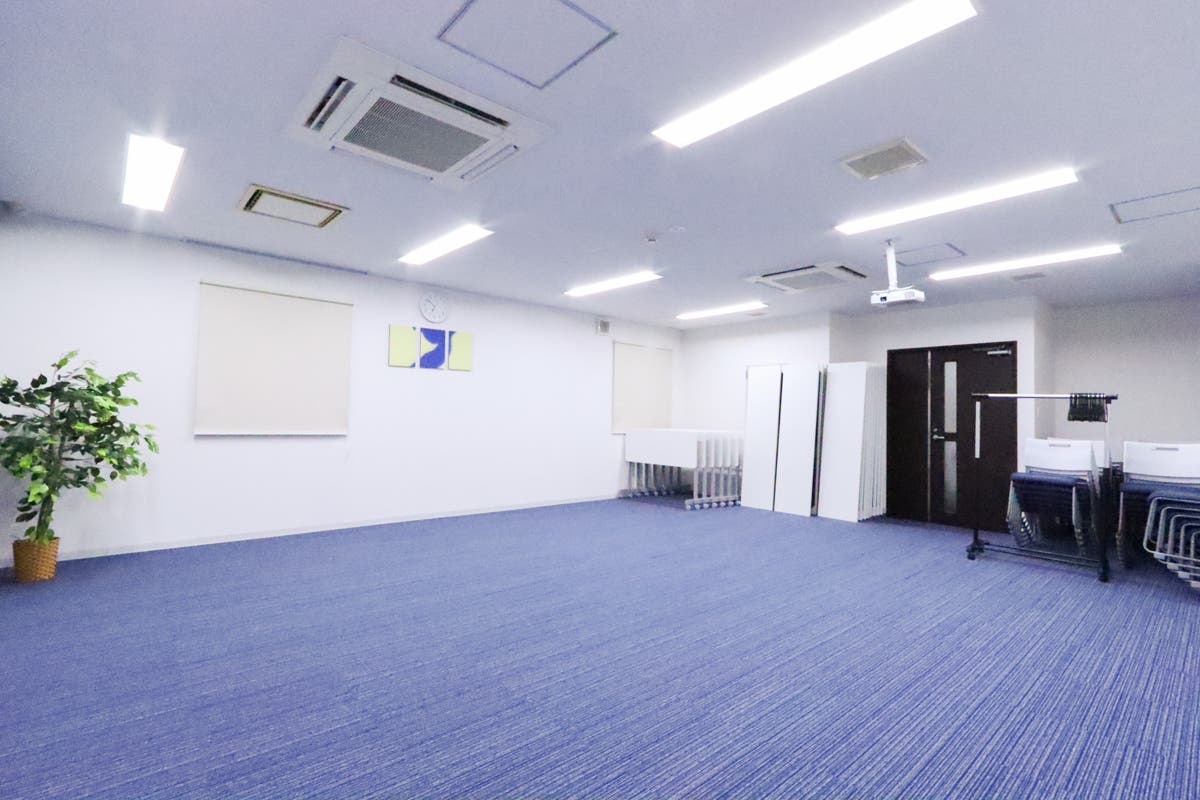 【JR浜松町駅出口徒歩43秒！大門駅徒歩25秒！56名利用可！】プロジェクター・WiFi無料！ふれあい貸し会議室 浜松町No97の写真24