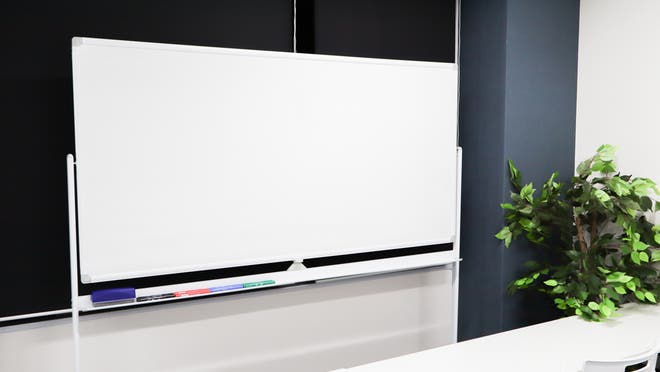 【JR浜松町駅出口徒歩43秒!大門駅徒歩25秒!56名利用可!】プロジェクター・WiFi無料!ふれあい貸し会議室 浜松町No97の写真26