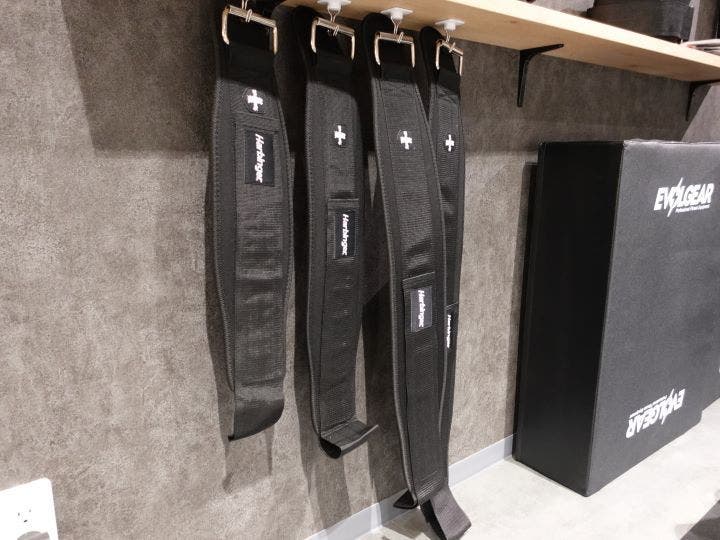 【名古屋・栄・矢場町・伏見】総工費1,000万円以上！31.5㎡を独り占め！高級感のある完全個室ジム！ずっと居たくなる空間の写真9