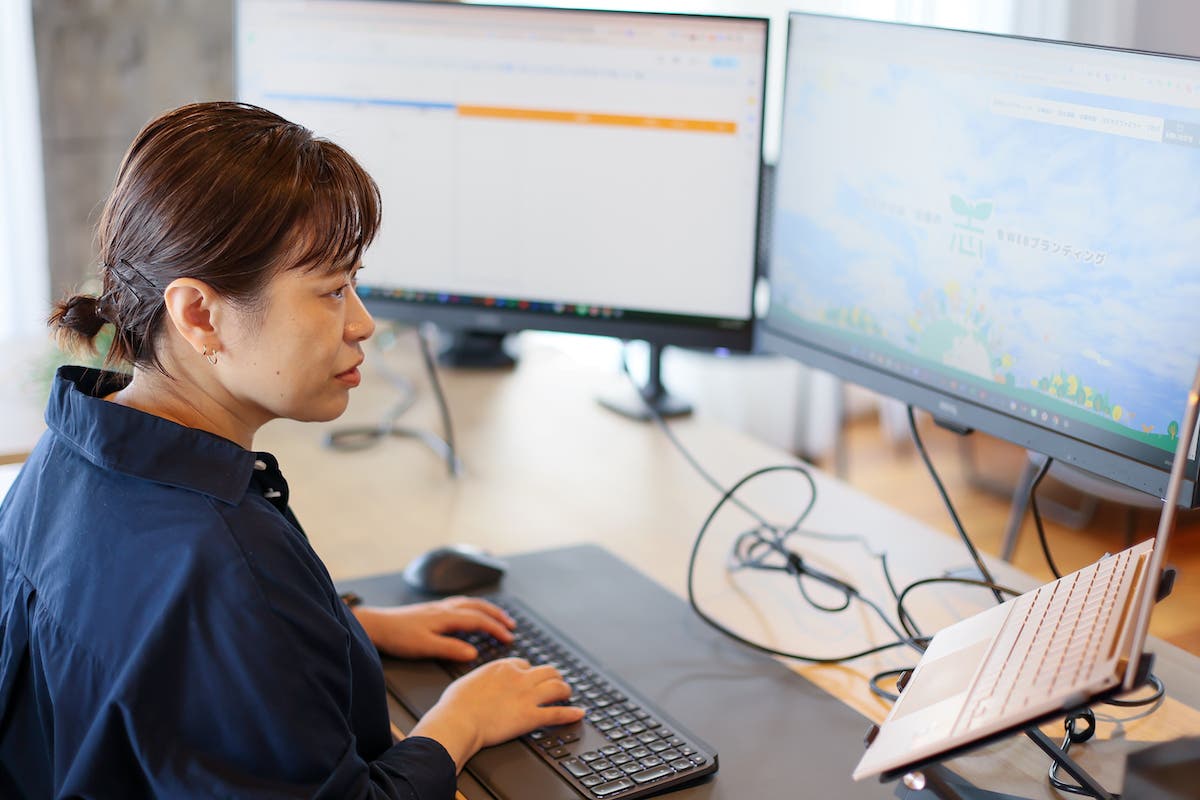 十三駅から徒歩5分！壁一面ホワイトボード/100インチプロジェクター/75インチモニター/仕事環境の充実したワークスペースの写真5