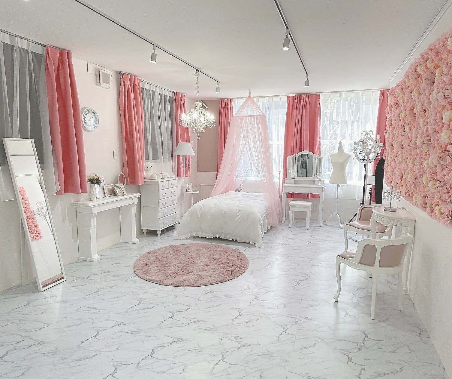 🎄ホリデーシーズン到来🎀65型TV📺山手線大塚駅（池袋駅隣）徒歩２分！推し会もできる撮影スタジオ💖 [50]の写真16