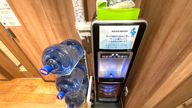 【赤坂見附駅すぐの会議室◎】1時間1,100円/5名会議室<RoomA> モニター有の写真6