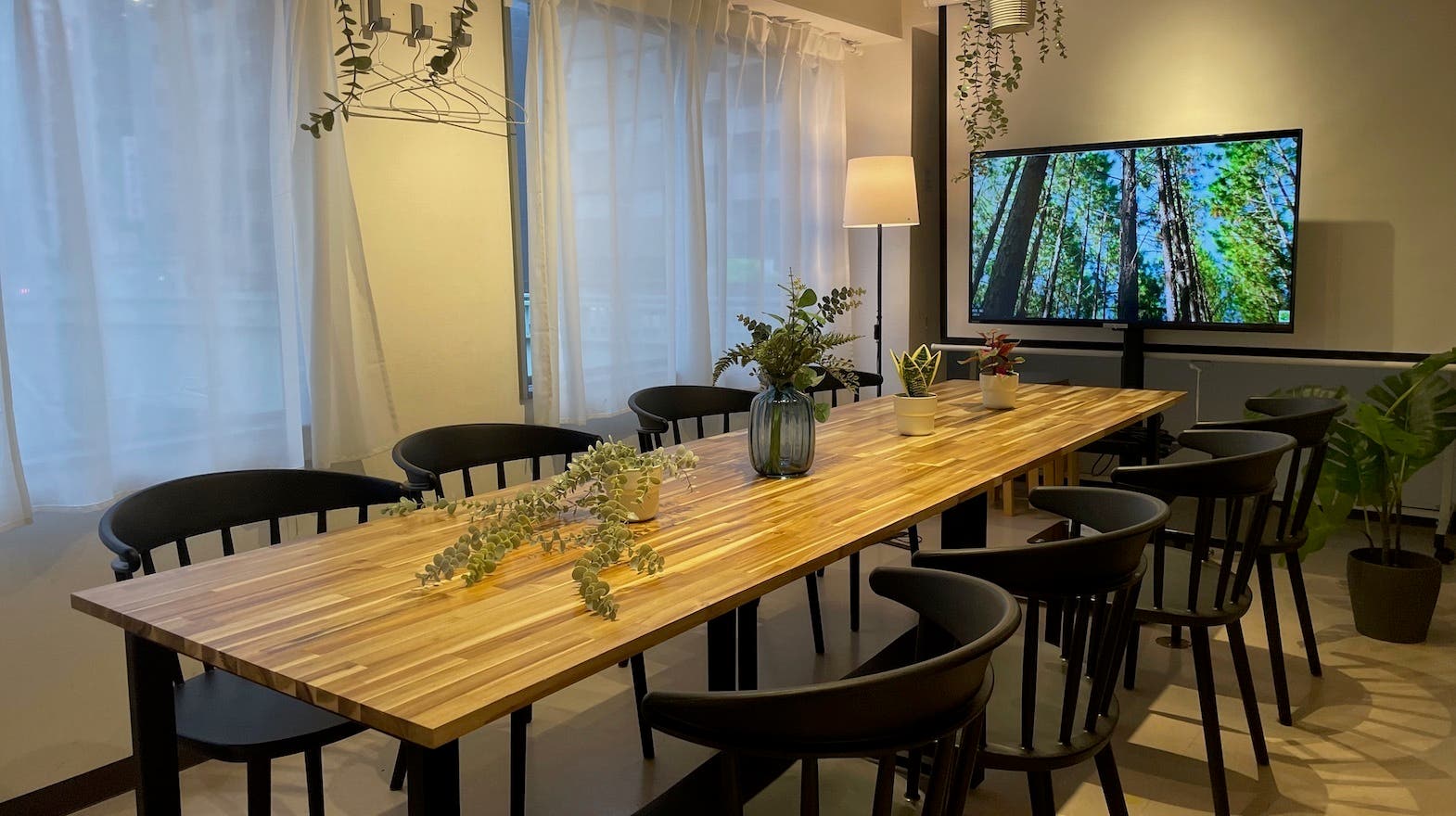 🎊超好立地🎊｜渋谷駅｜新南口1分❗｜100㌅プロジェクター🎥｜WiFi⚡｜24h｜会議・デスクワーク専用🉐プラン［〜12名］の写真2