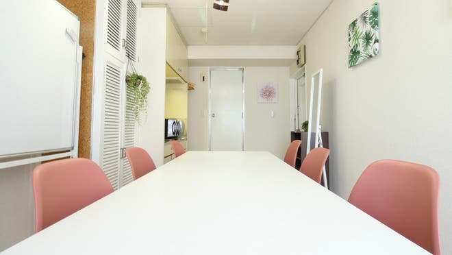 【表参道駅徒歩8分 | 骨董通り沿い🌿】打合せ/女子会🍸/ボドゲも✨高速Wifi🛜&備品All無料🆓ビズガーデン南青山の写真6