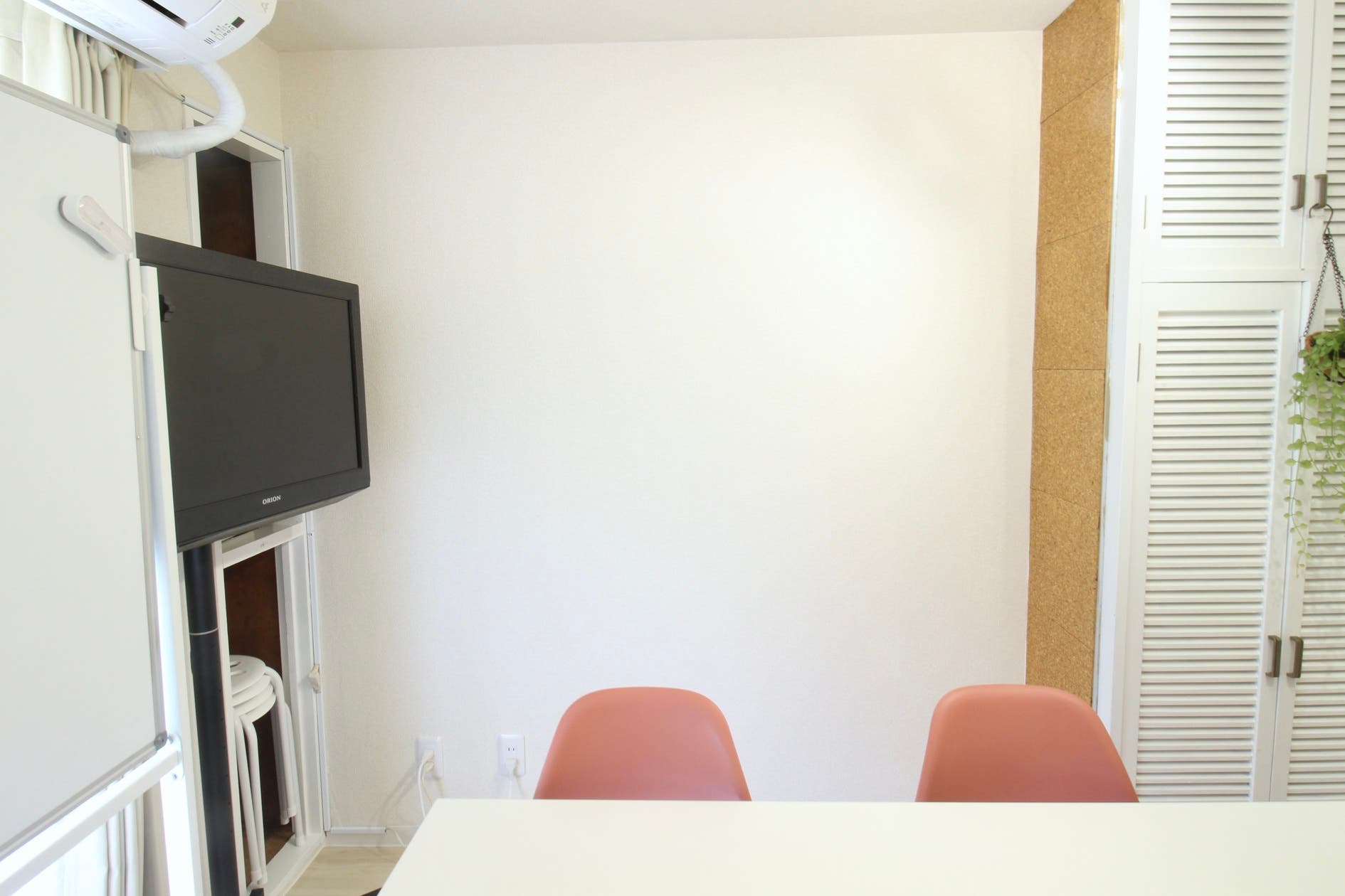 【表参道駅徒歩8分 | 骨董通り沿い🌿】打合せ/女子会🍸/ボドゲも✨高速Wifi🛜&備品All無料🆓ビズガーデン南青山の写真9