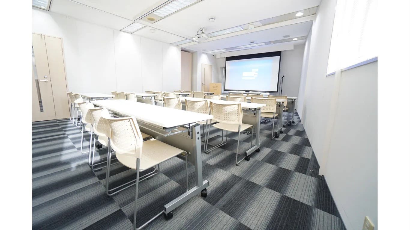 ＜オンタイム会議室＞⭐️32名収容⭐渋谷マークシティから徒歩1分♪wifi/プロジェクタ無料の写真1