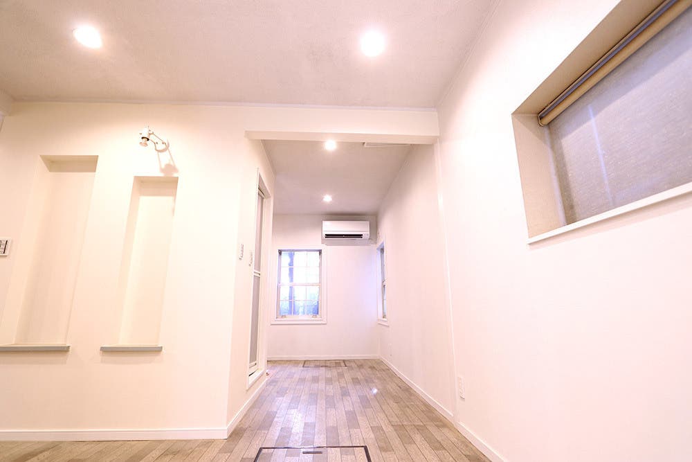 【千歳烏山】格安白ホリハウススタジオ・駐車場無料・天井高５mの写真5