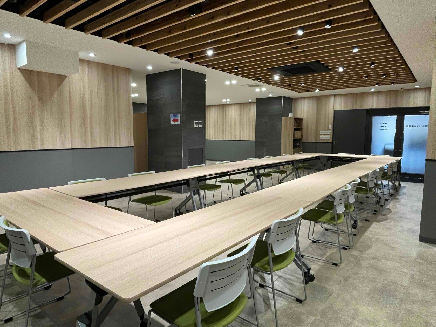 【オープン記念価格】本郷三丁目駅、お茶の水駅から徒歩圏内　会議・研修・セミナー・展示会などに最適の写真12