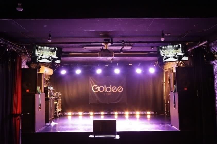 カラオケ、バンド、飲み会、スポーツ鑑賞会等あらゆるイベントに対応したイベントスペースです♪の写真1